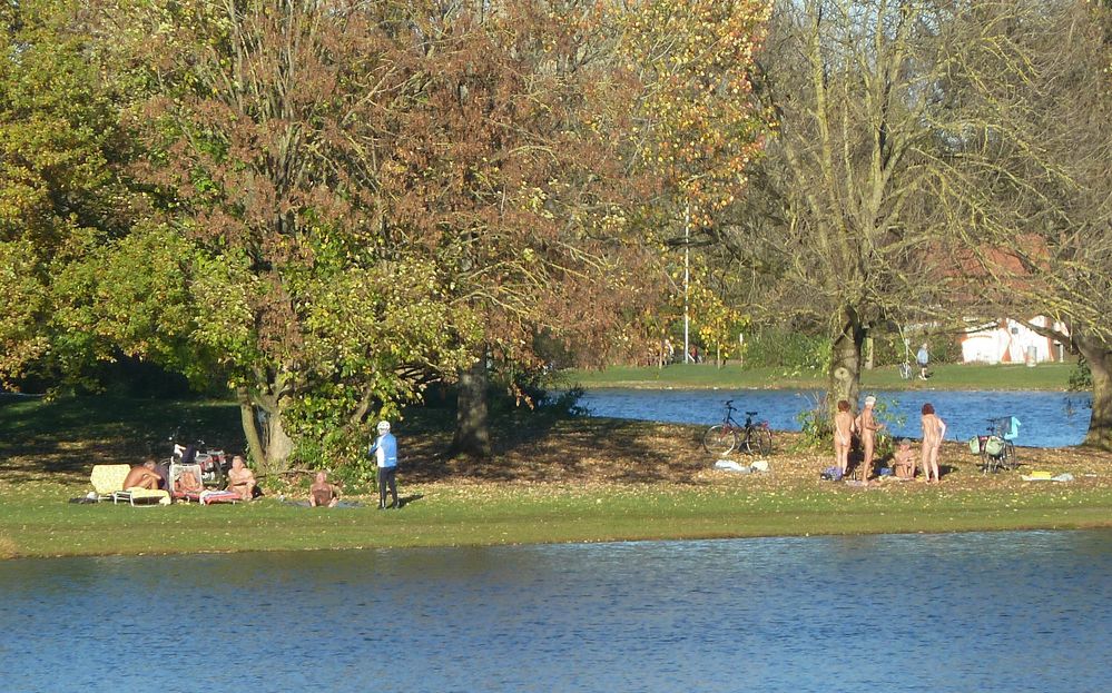 Die FKK-Insel Foto & Bild | erwachsene, menschen in der freizeit, münchen Bilder auf fotocommunity