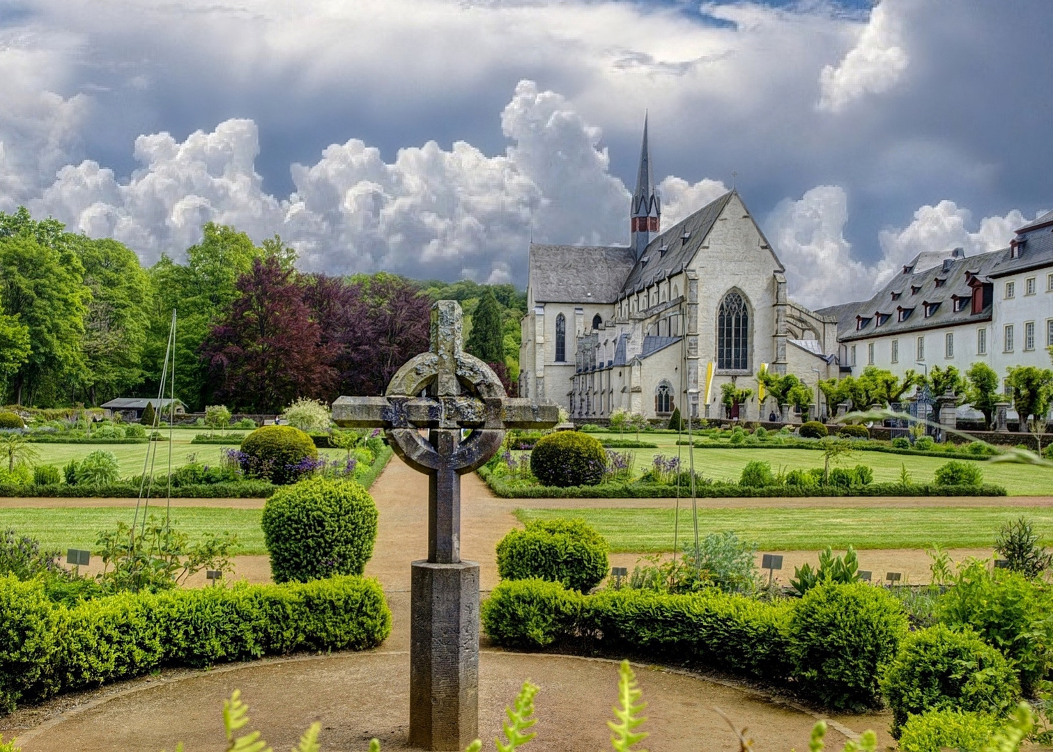 Kloster Marienstatt bei Hachenburg auf dem Westerwald ... Foto & Bild | architektur ...