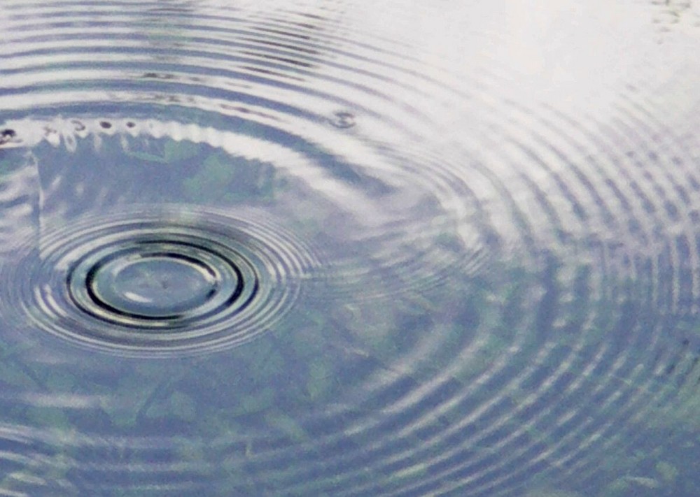 Wasserkreise Foto & Bild | sonstiges, wasser im detail, natur Bilder auf fotocommunity