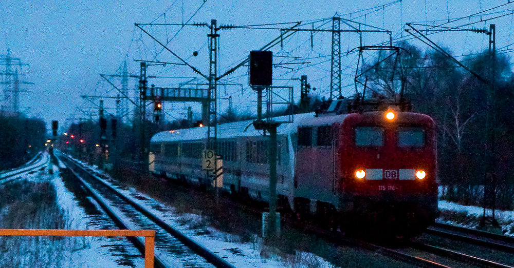 115 114 vor IC 2201 Foto & Bild | münchen, eisenbahn, 110 Bilder auf ...