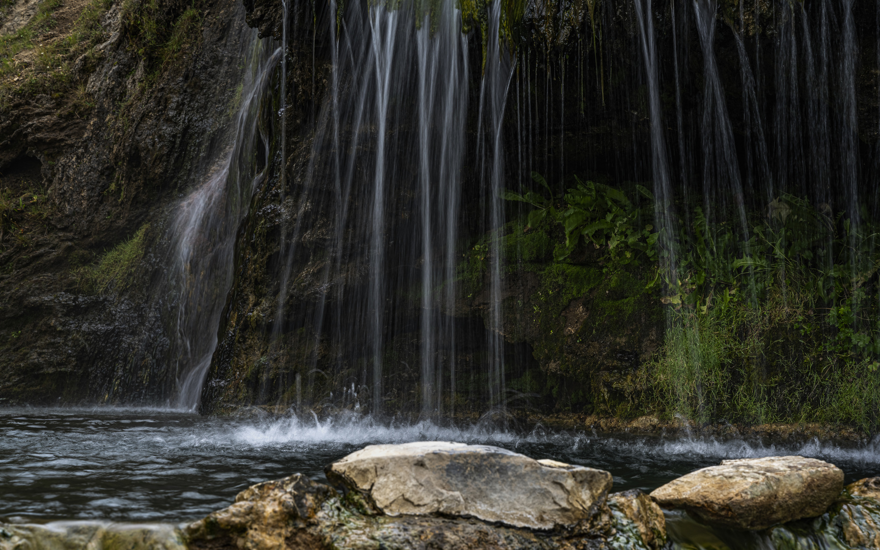 1222 Das Wasser fließt.... Foto & Bild | world, warm, dokumentation ...