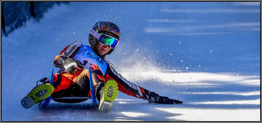 Rennrodeln Bilder & Fotos