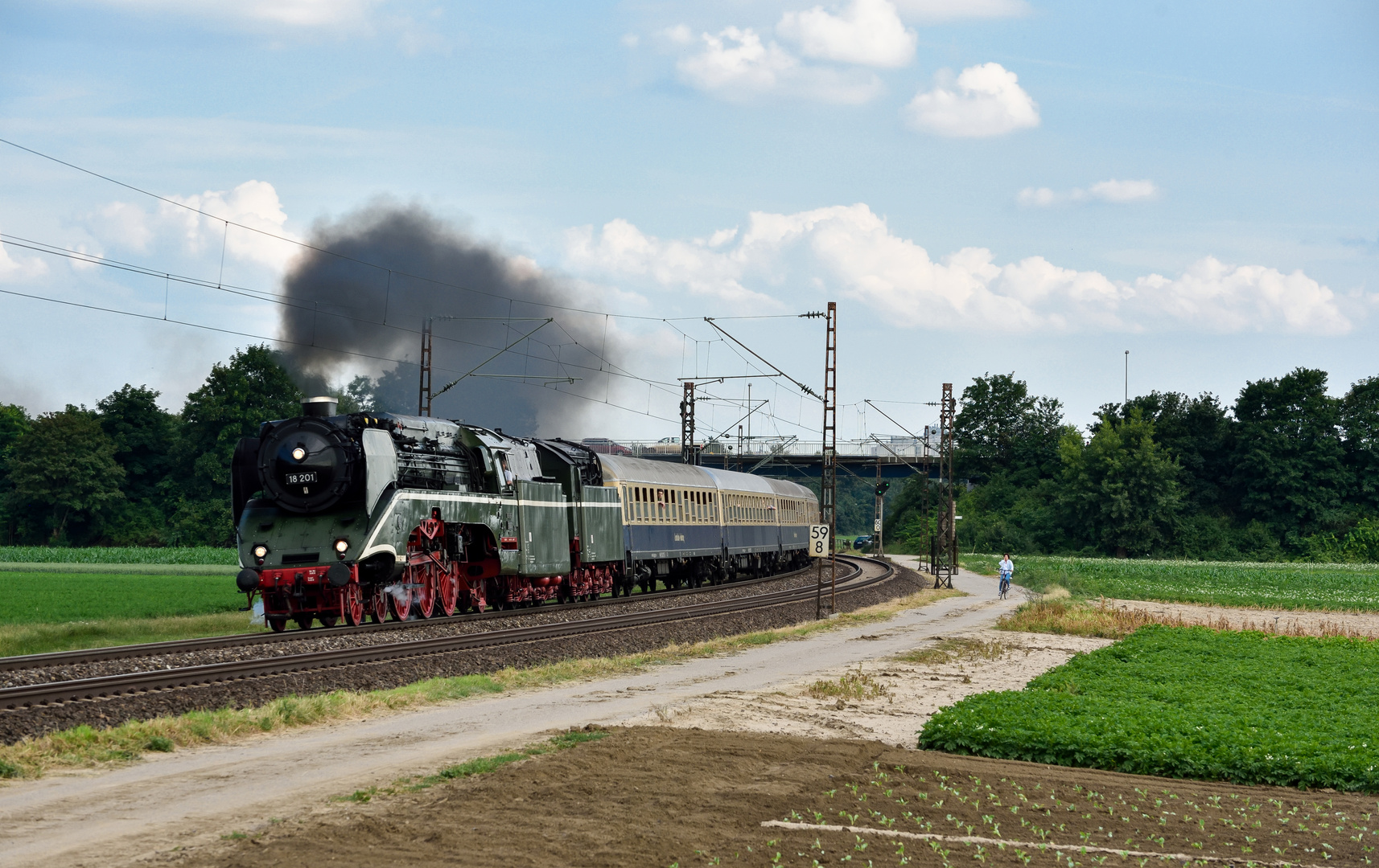 18 201 in Frankenthal Foto & Bild | bahn, eisenbahn, 18 201 Bilder auf ...