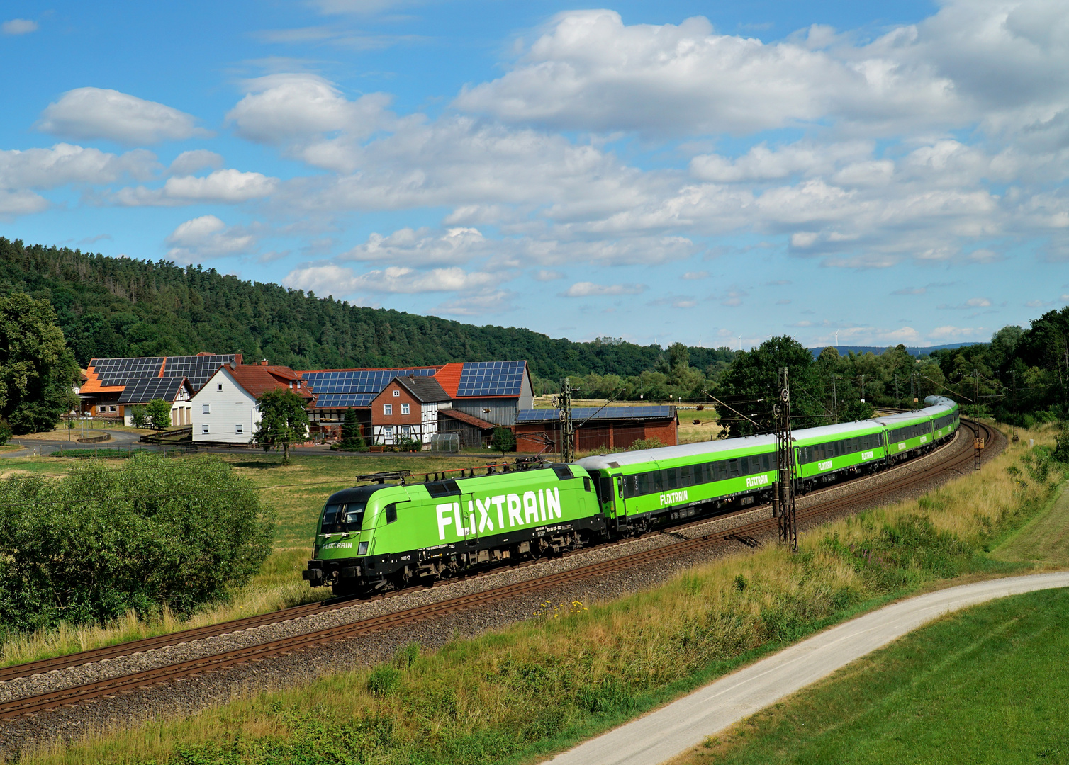 182 522-3 --Flix Train-- am 04.07.22 in Hermannspiegel Foto & Bild ...