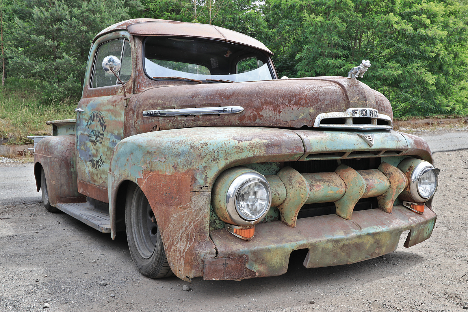 1951 Ford F1 mit sehr viel Patina - Rat Rod Foto & Bild | autos ...