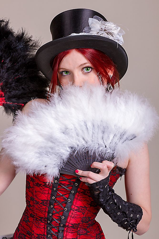 2 Fächer Foto & Bild | erwachsene menschen, studio, menschen Bilder auf ...