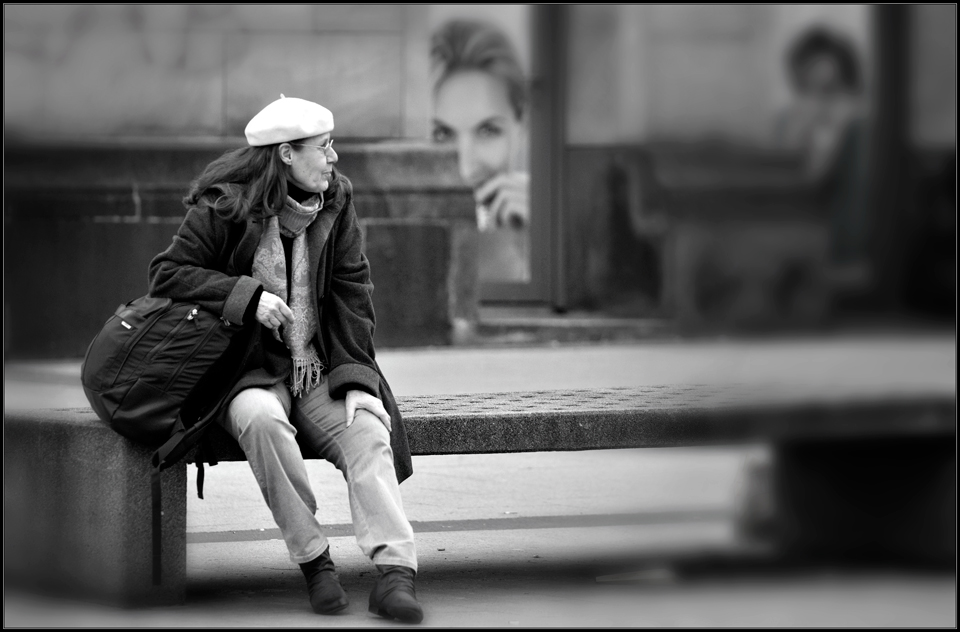 --2 Frauen...... Foto & Bild | streetfotografie mit menschen, street: spontane portraits ...