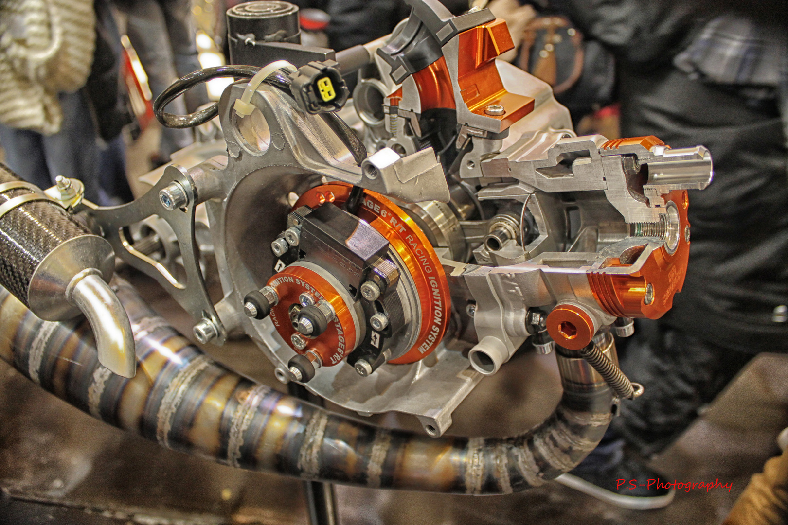 2 Takt Motor. Essen Motorshow Foto & Bild | industrie und technik ...