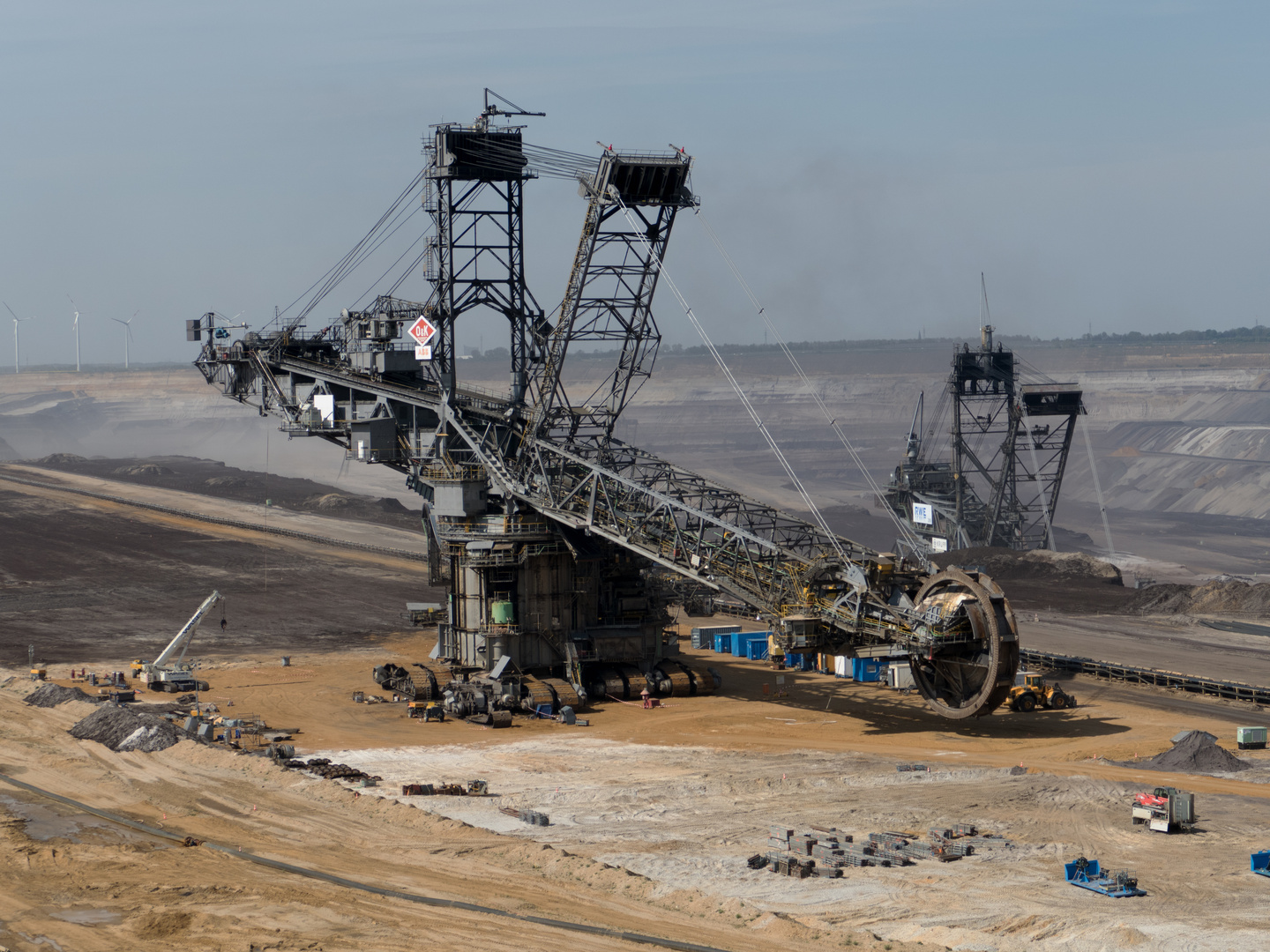 2017_0315 Tagebau Hambach Foto & Bild | tagebau, braunkohle, bagger ...