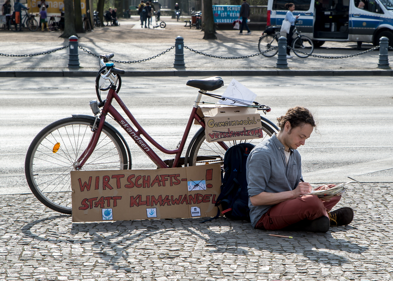 20220325 FFF Berlin (1) Foto & Bild | erwachsene menschen, jugendliche ...