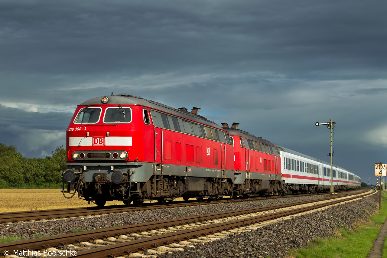 218 366-3+218 389-5 Foto & Bild | züge, dampf-, diesel- und e-loks, personenzüge Bilder auf ...