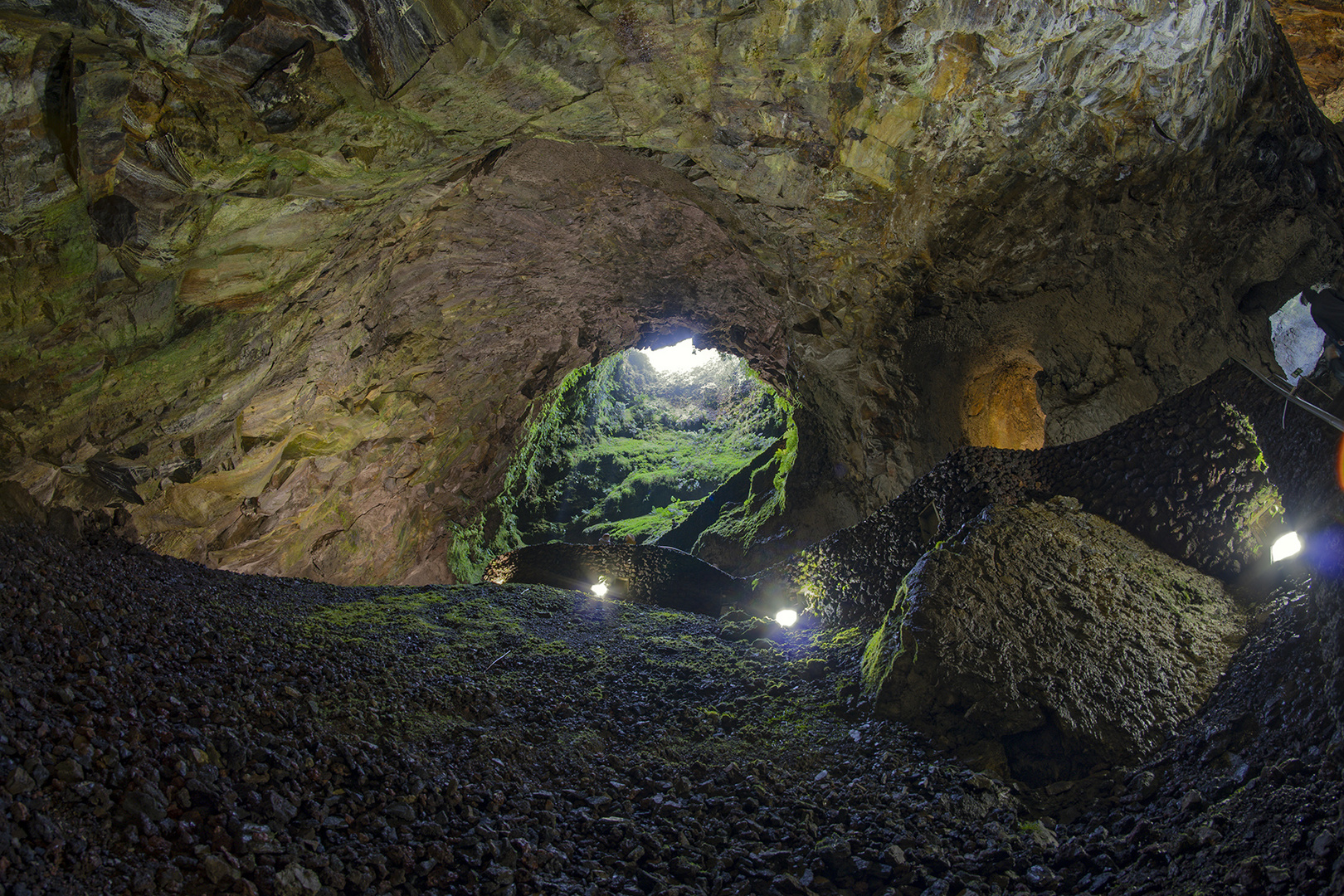2245SC Vulkan-Schlot Algar do carvao Azoren Terceira Portugal Foto ...
