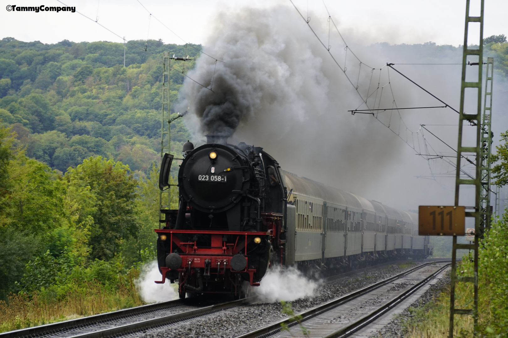 23 058-1 mit einem Sonderzug nach Westerburg 10.09.2022 Foto & Bild ...