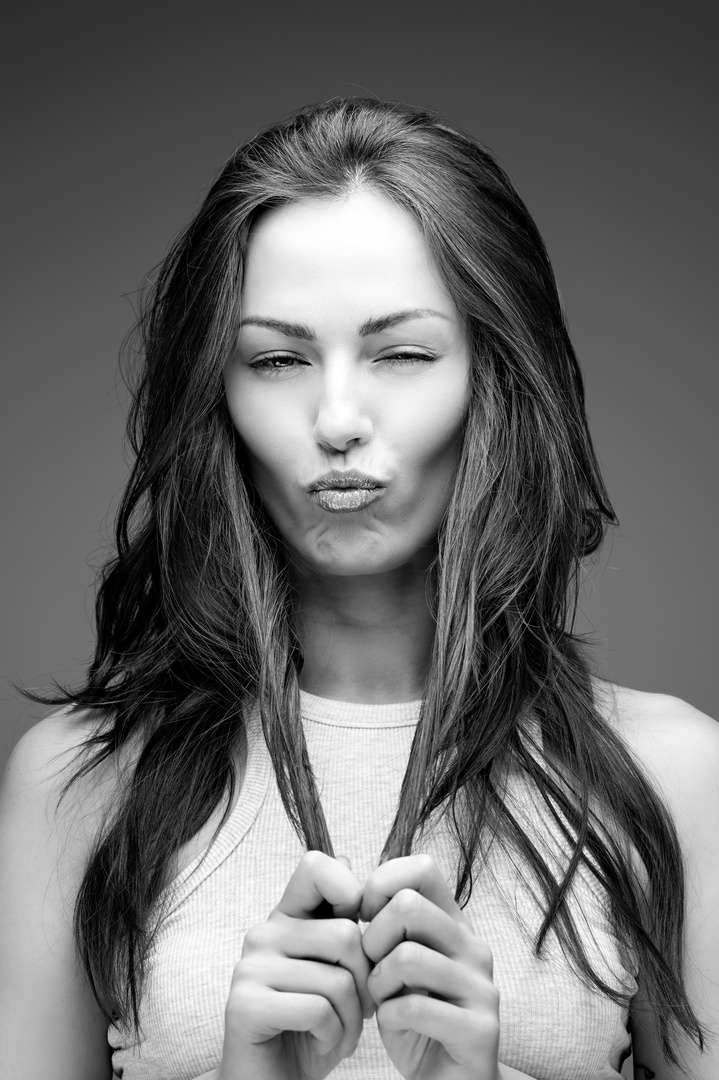240608-Vika-02 Foto & Bild | portrait, portrait frauen, studio Bilder auf fotocommunity