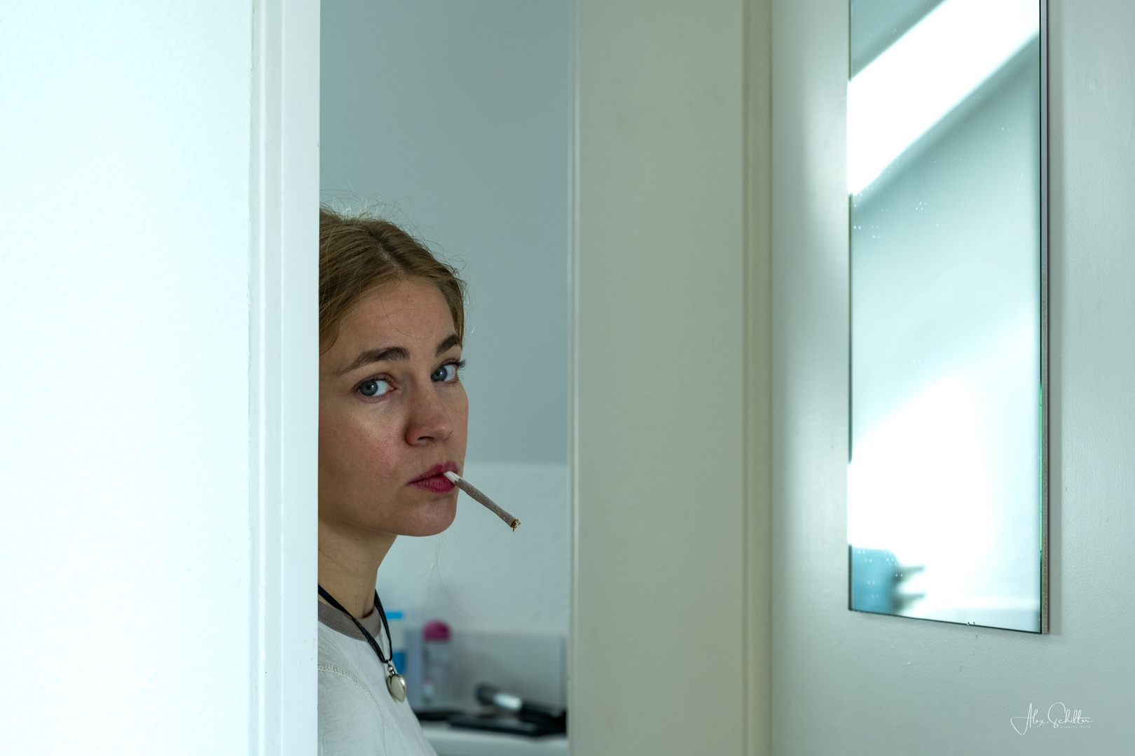 27.7.24... in Zürich Foto & Bild | indoor, woman, portrait Bilder auf ...