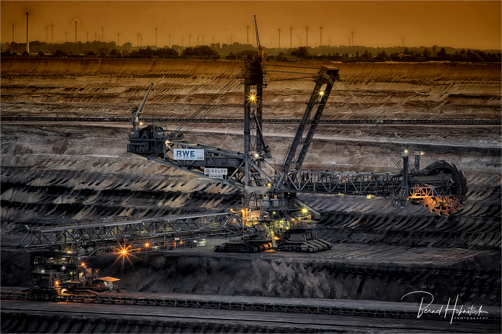 288 in Tagebau ..... Foto & Bild | tagebau, braunkohle, bagger Bilder ...