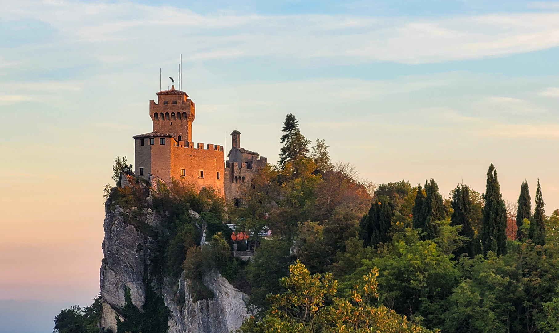 2ter Turm San Marino Foto & Bild | architektur, europe, italy, vatican ...