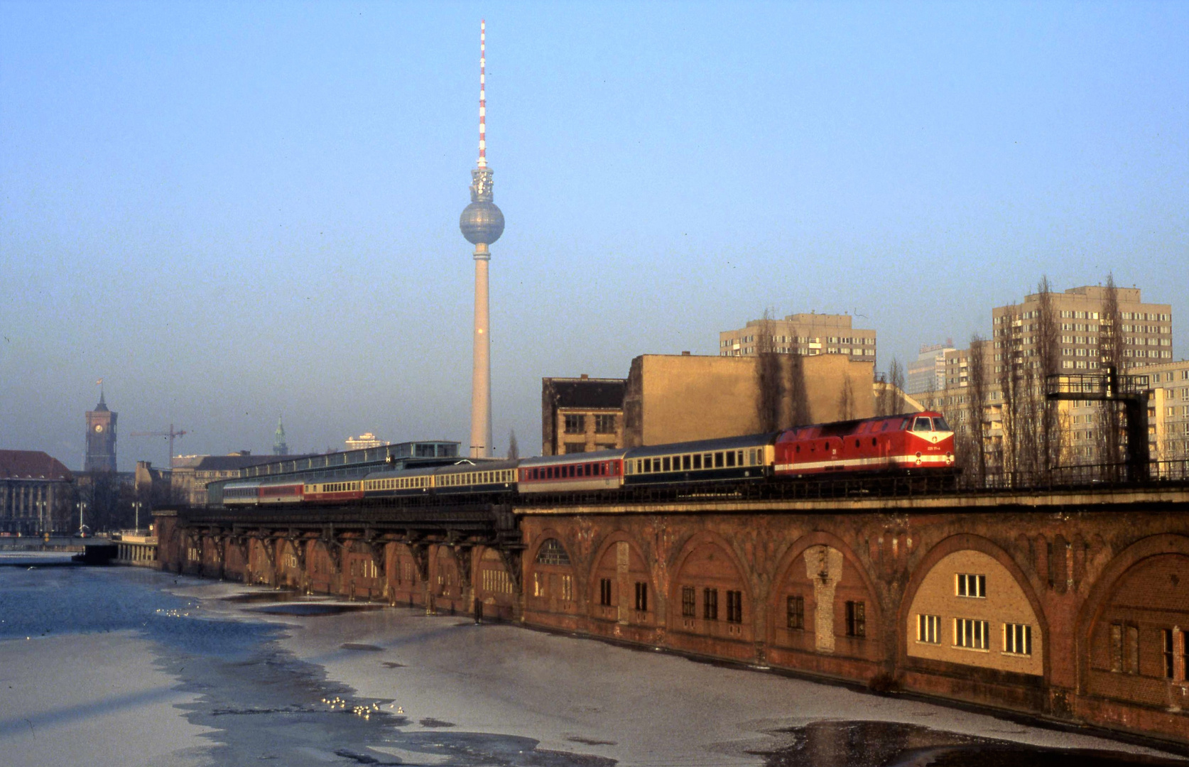 3 Jan 1993 in Berlin (1) Foto & Bild | historische eisenbahnen, dr (ddr ...
