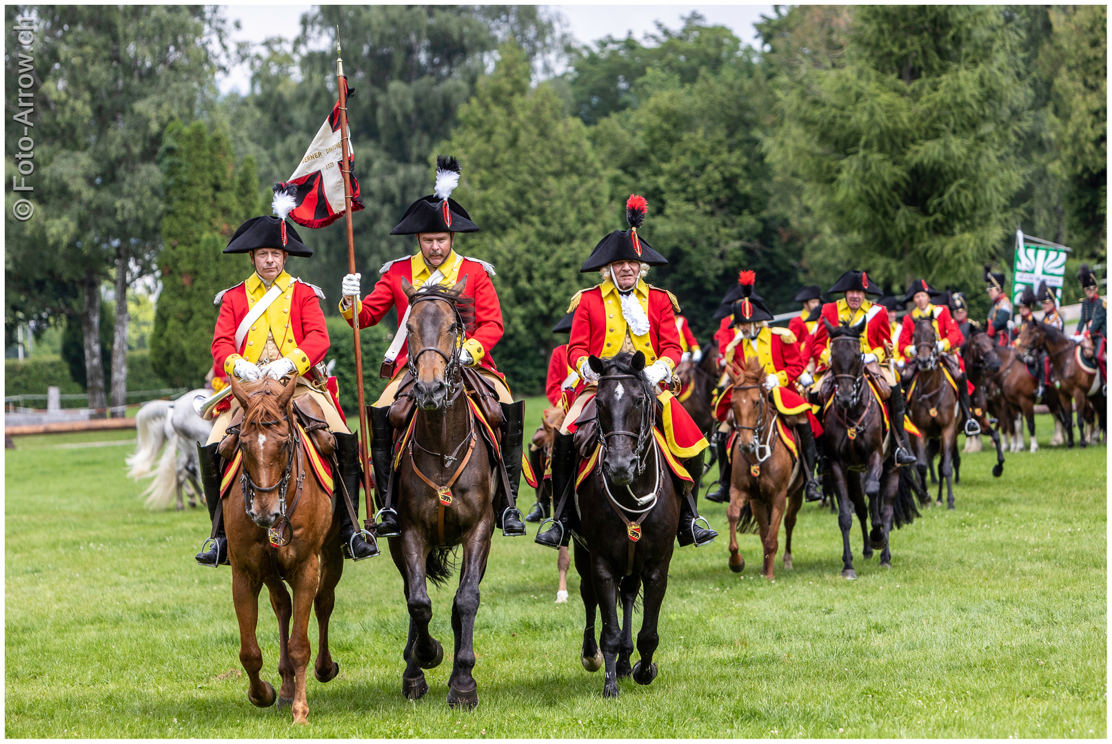 30-jähriges Jubiläum der Berner Dragoner 1779 Foto & Bild | reiter ...