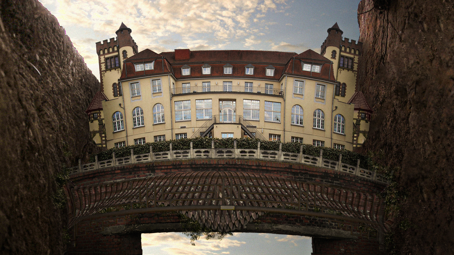 350 Brückenhaus Foto & Bild | fotomontage, fantasy mystery, surreal Bilder auf fotocommunity