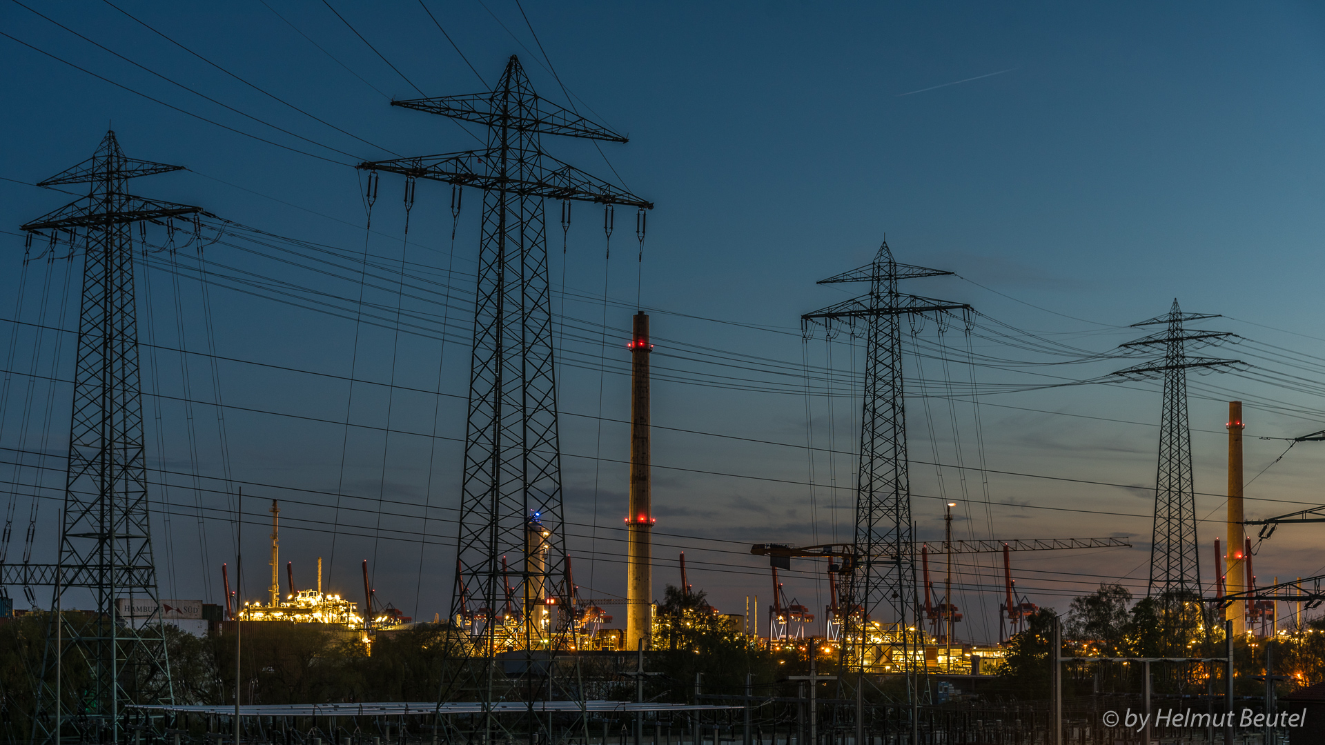 4-Mast Bild Foto & Bild | industrie und technik, energietechnik ...