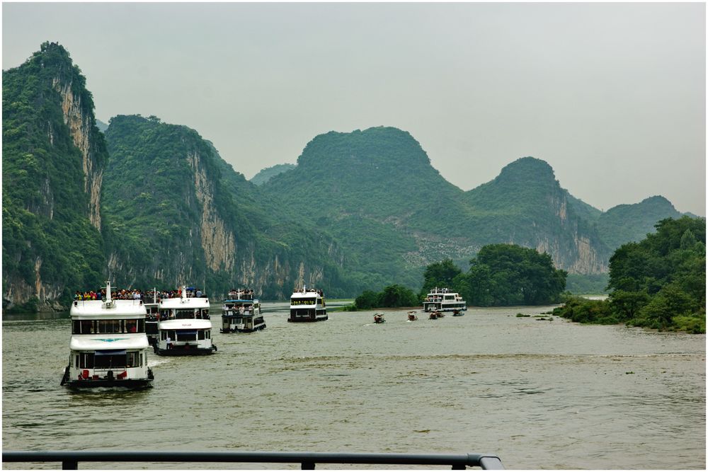 50 km auf dem Li Fluss Foto & Bild | asia, china, landschaft Bilder auf ...