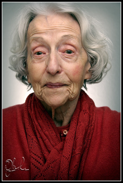 94 years old Foto & Bild | portrait, portrait frauen, indoor Bilder auf ...