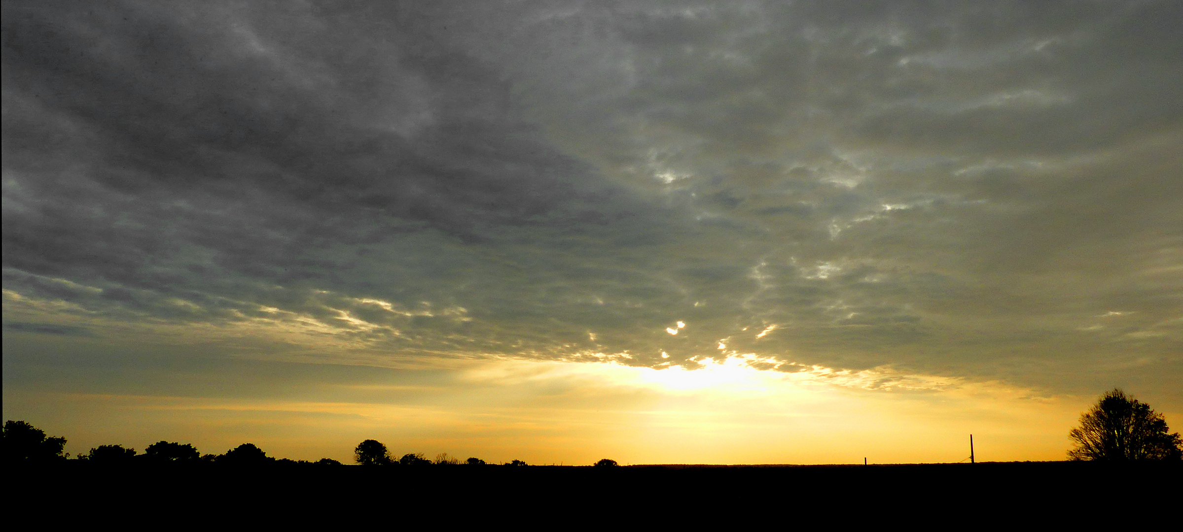 A la fin d'une journée maussade photo et image | paysages, ciel, nuages ...