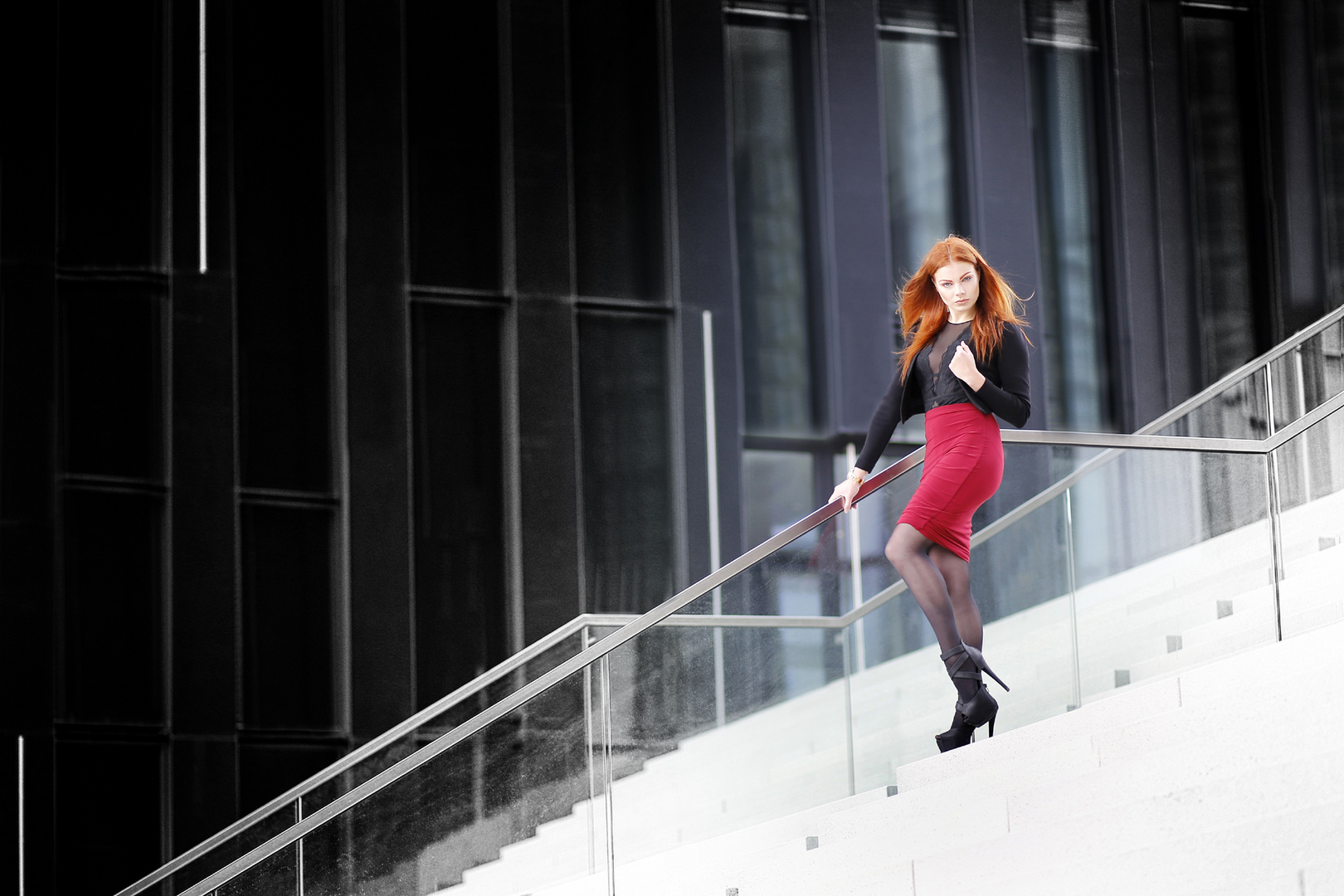 a little bit red III Foto & Bild | outdoor, fashion, menschen Bilder ...