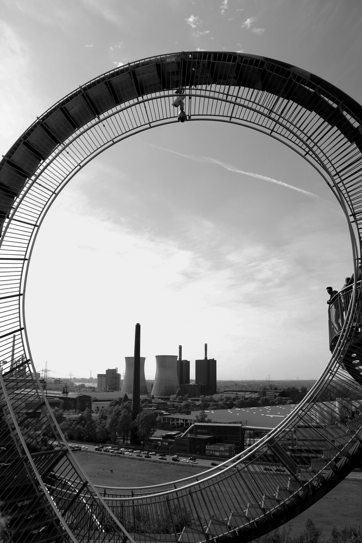 A Look through the Loop Foto & Bild | industrie und technik, industrie ...