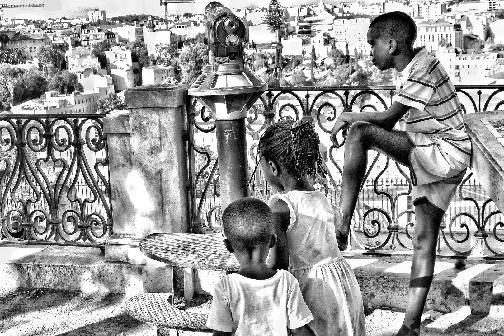 a sight to see Foto & Bild | architektur, streetfotografie mit menschen, stadtlandschaft Bilder ...