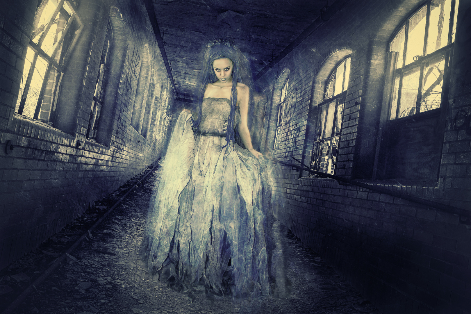 Abandoned ghost Foto & Bild | photoshopped, art, lost places Bilder auf ...