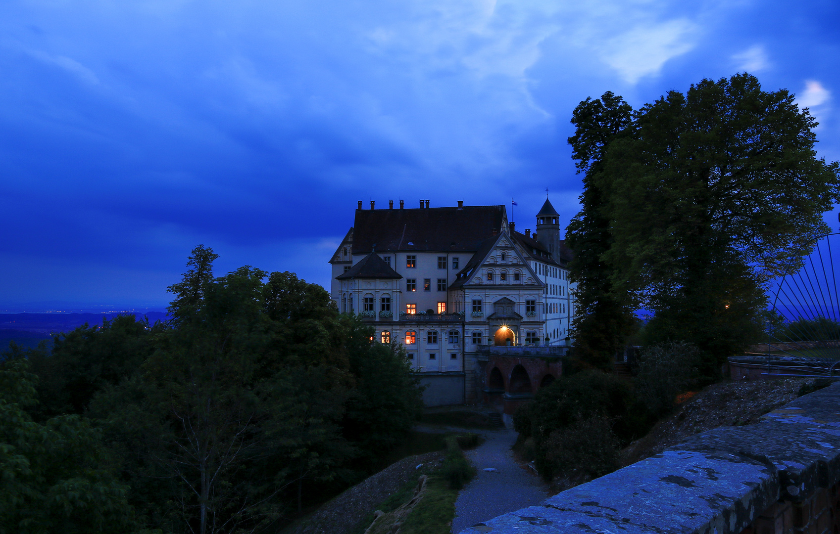 Abend am Schloss Heiligenberg Foto & Bild | architektur, abendstimmung ...