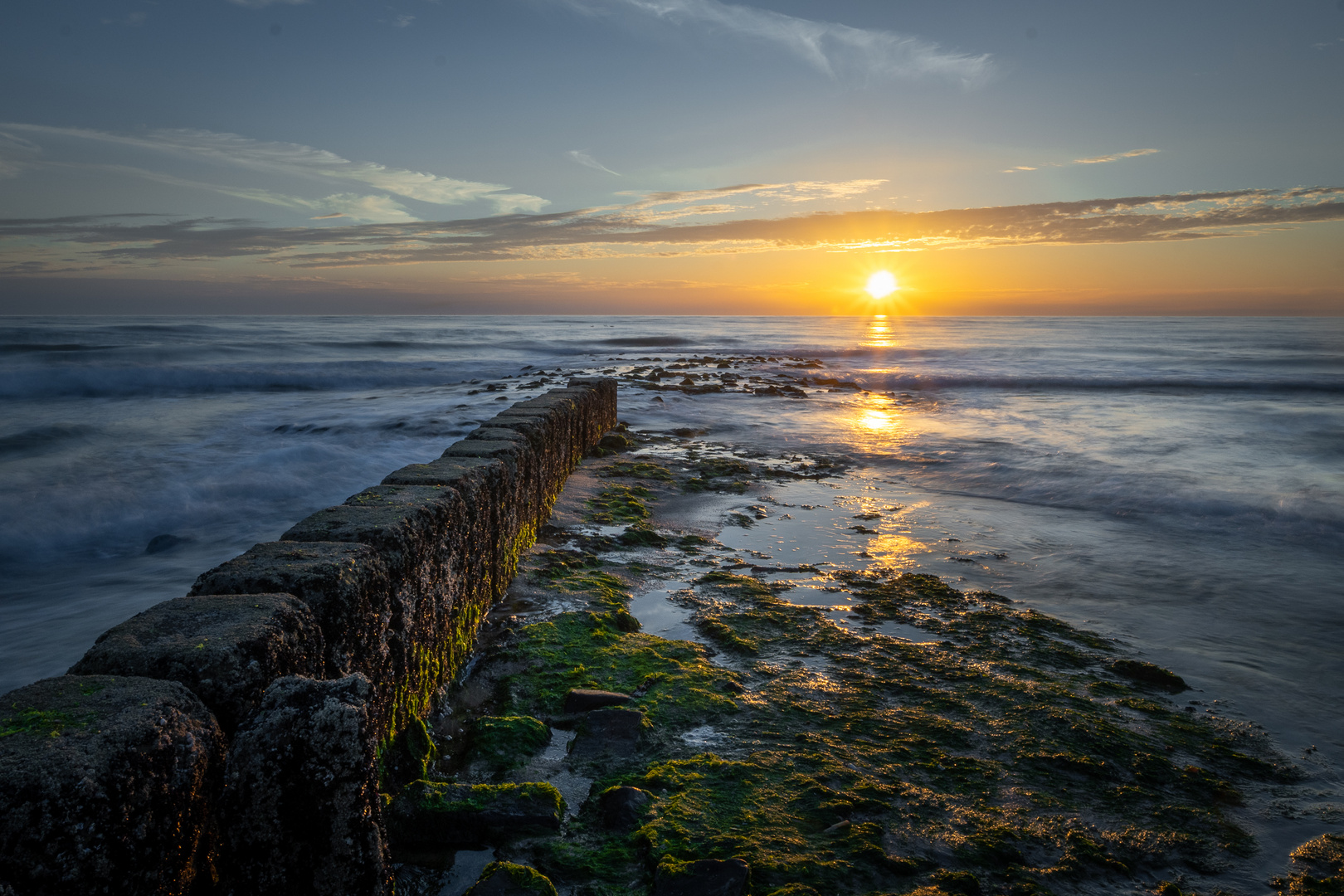 Abendliche Buhne Foto & Bild | sonnenuntergang, wasser, himmel Bilder ...