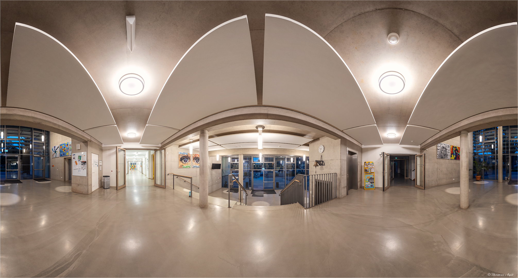 Abends halb zehn im Gymnasium... Foto & Bild | panorama, 360 ...