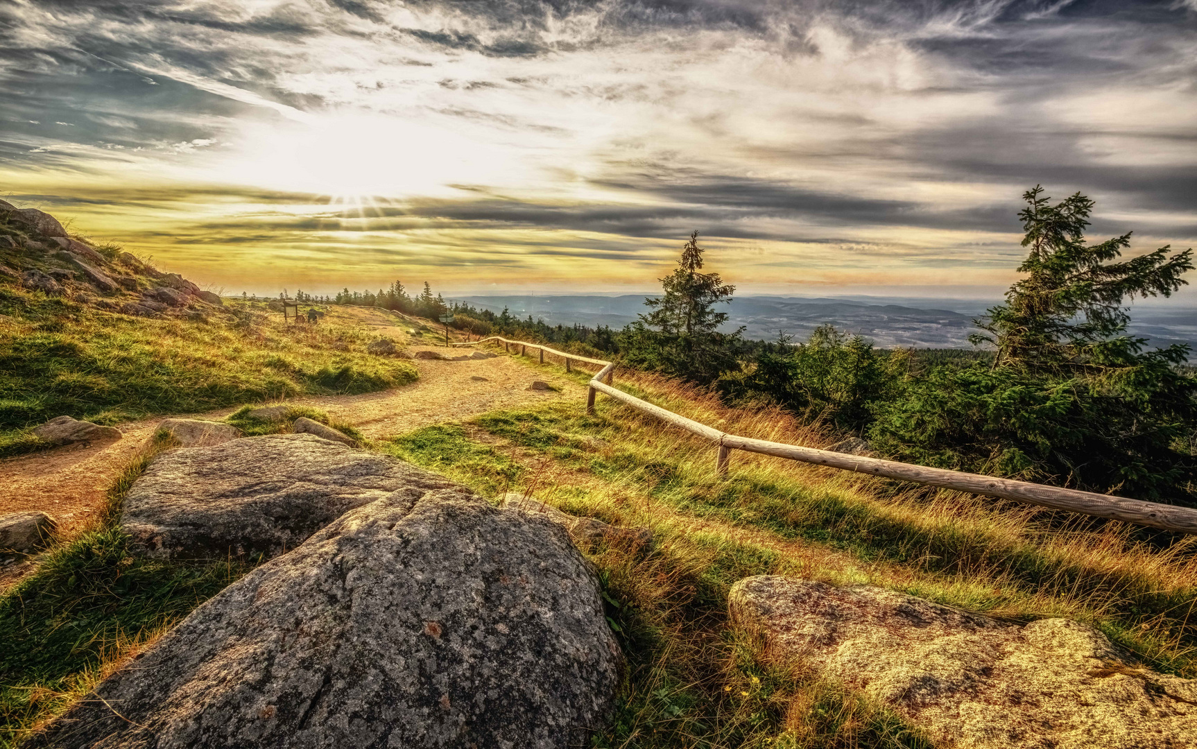 Abendstimmung auf dem Brocken Foto & Bild | deutschland, europe ...