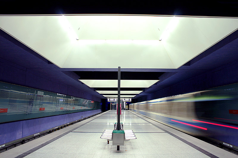 Abfalleimer #3 Foto & Bild | architektur, bahnhöfe & gleise, profanbauten Bilder auf fotocommunity