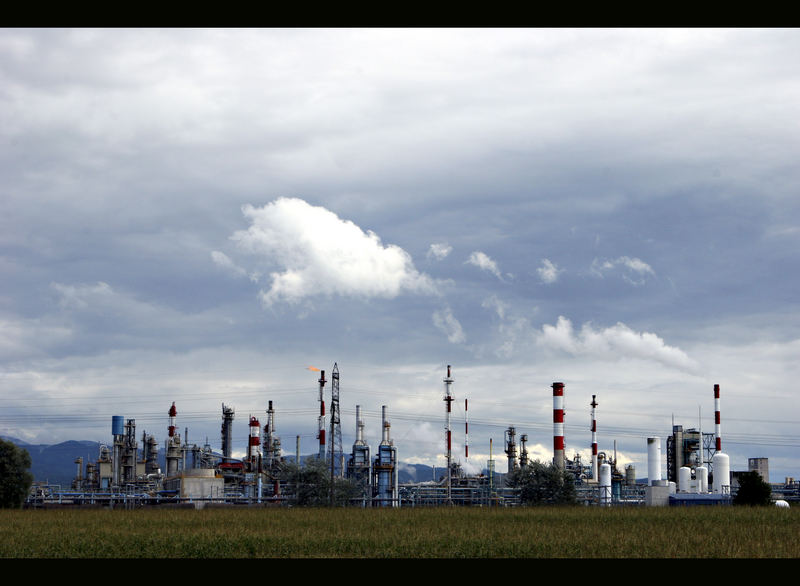 Abgase... Foto & Bild | industrie und technik, industrie & landschaft ...