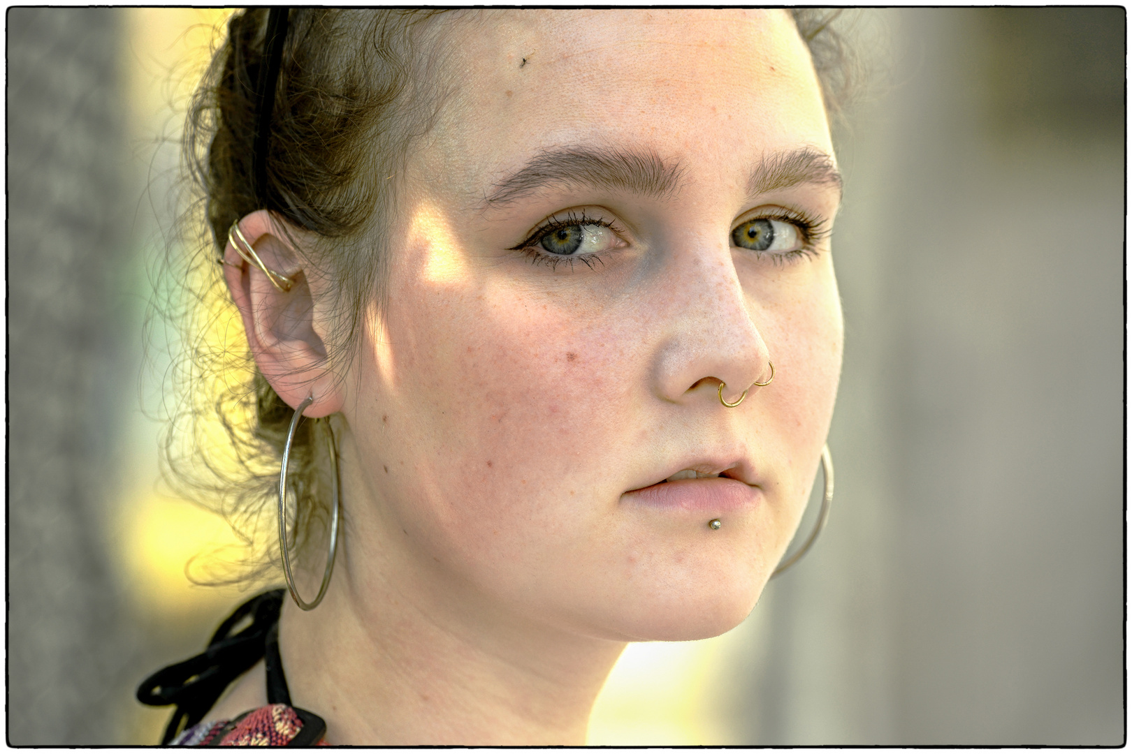 abgeklärt Foto & Bild | portrait, streetfotografie mit menschen, portrait frauen Bilder auf ...