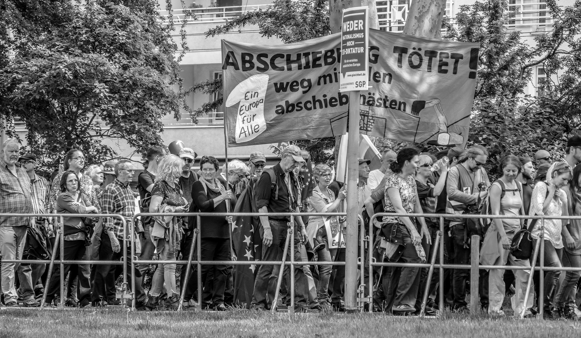 Abschiebung tötet ! Foto & Bild | erwachsene, reportage dokumentation ...