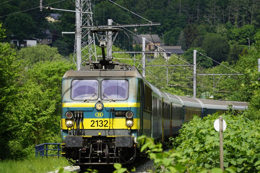 Abschiedsfahrt der SNCB Restaurant- und Discowagen mit der SNCB 2132 Foto & Bild | fotos ...