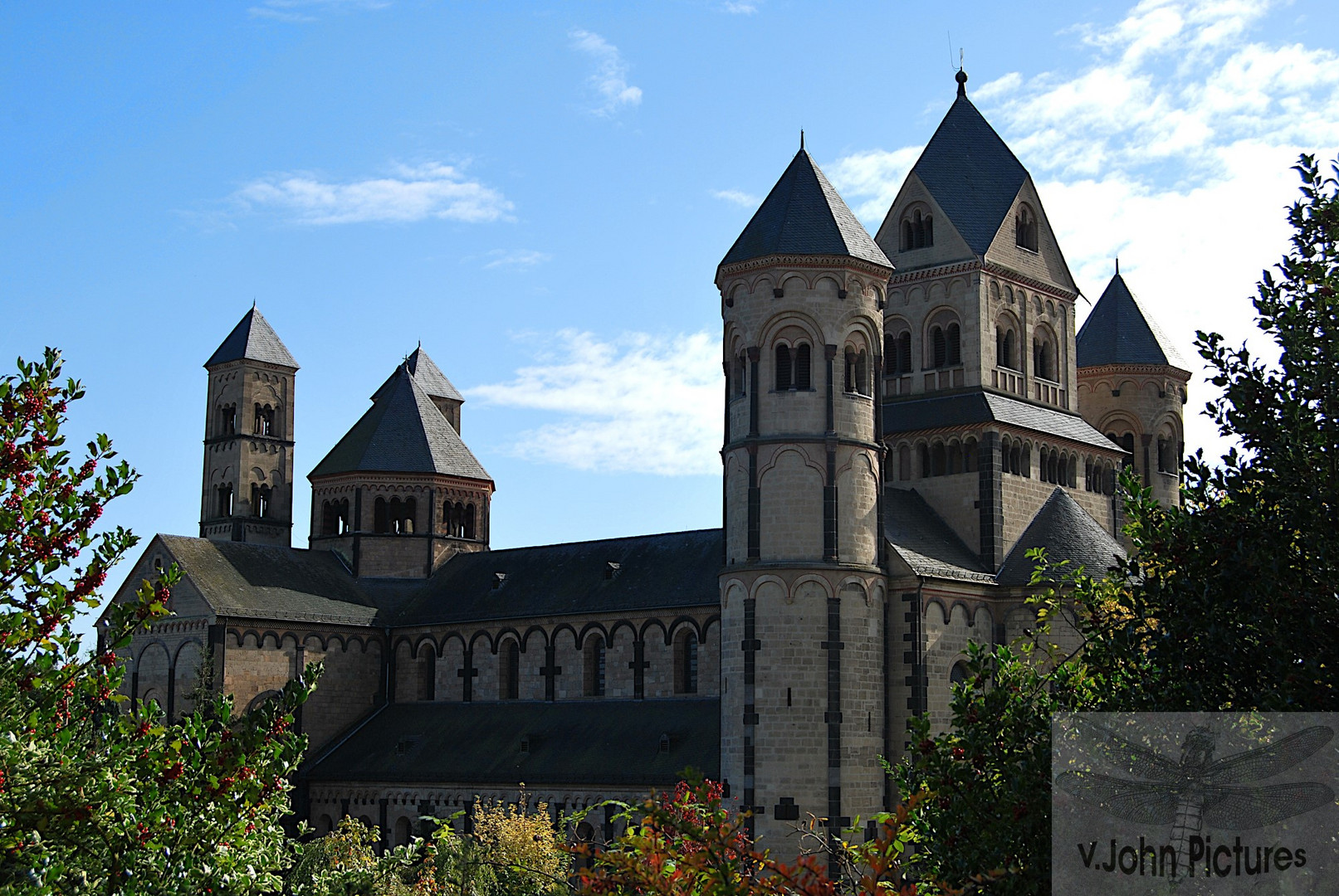 Abtei Maria Laach Foto & Bild | architektur, sakralbauten, klöster ...