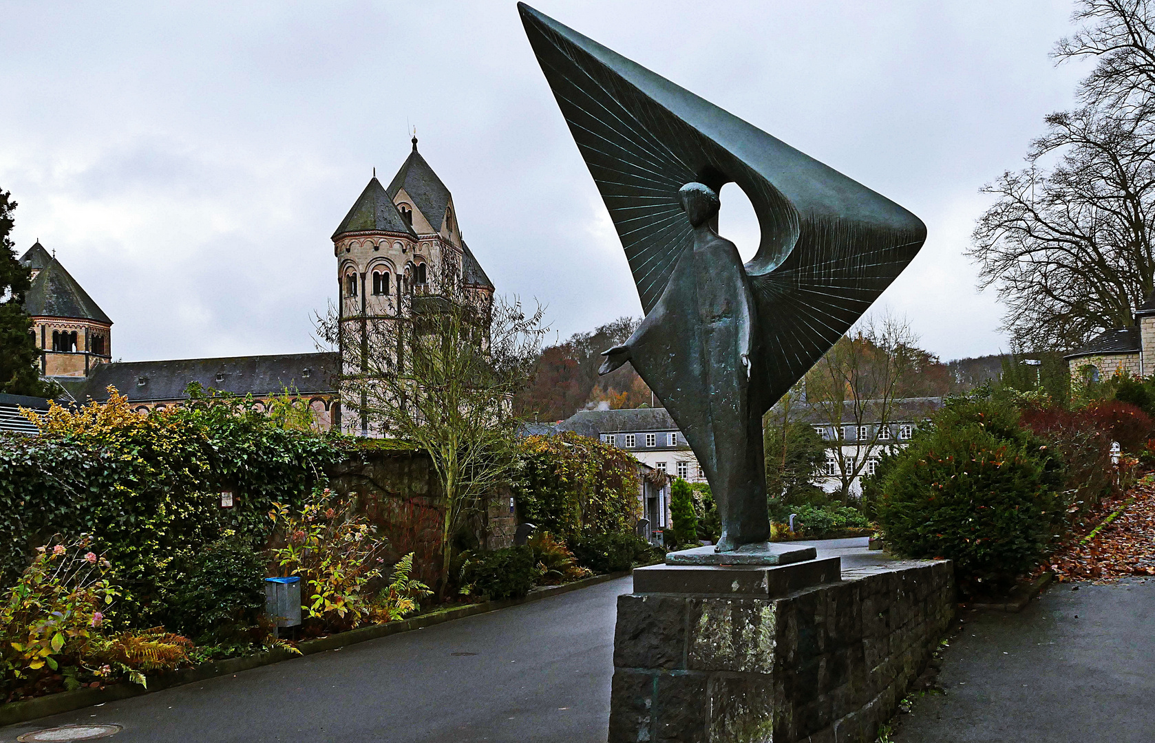 Abteil Maria Laach Foto & Bild | natur, sakralbauten, abtei maria laach ...