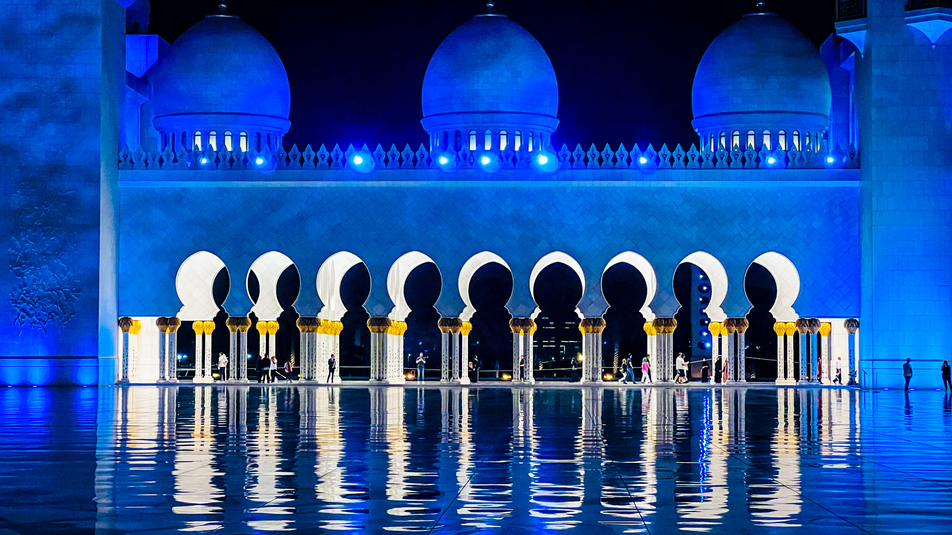 Abu Dhabi - Scheich-Zayid-Moschee Foto & Bild | world, architektur ...