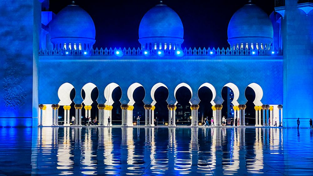 Abu Dhabi - Scheich-Zayid-Moschee Foto & Bild | world, architektur ...