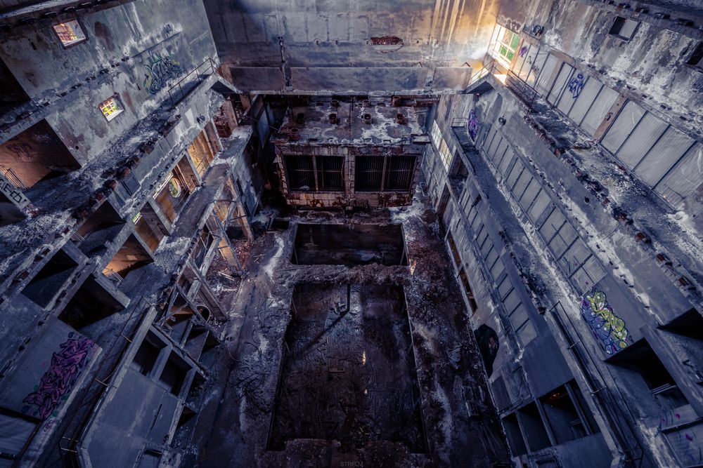 Abyss Foto & Bild | spezial, lost places, abandoned Bilder auf ...