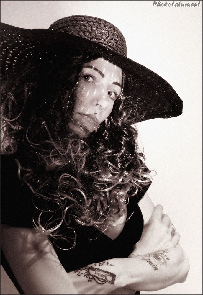 Ach ja? Foto & Bild | spezial, tattoo, portrait Bilder auf fotocommunity