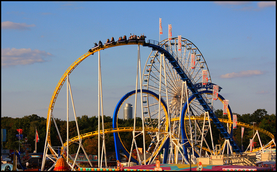 Achterbahn Foto & Bild | kunstfotografie & kultur, bräuche, wiesn ...