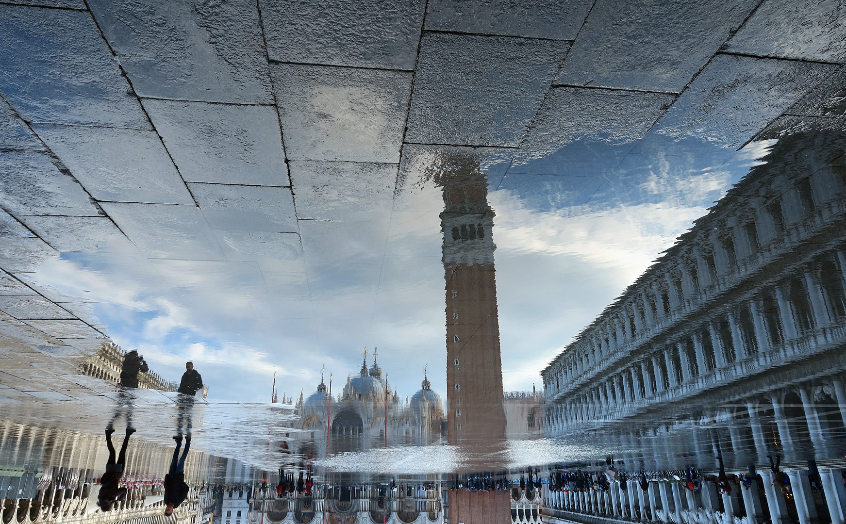 Acqua alta Foto & Bild | monatswettbewerbe, 2025, 04: kreative reflexionen Bilder auf fotocommunity