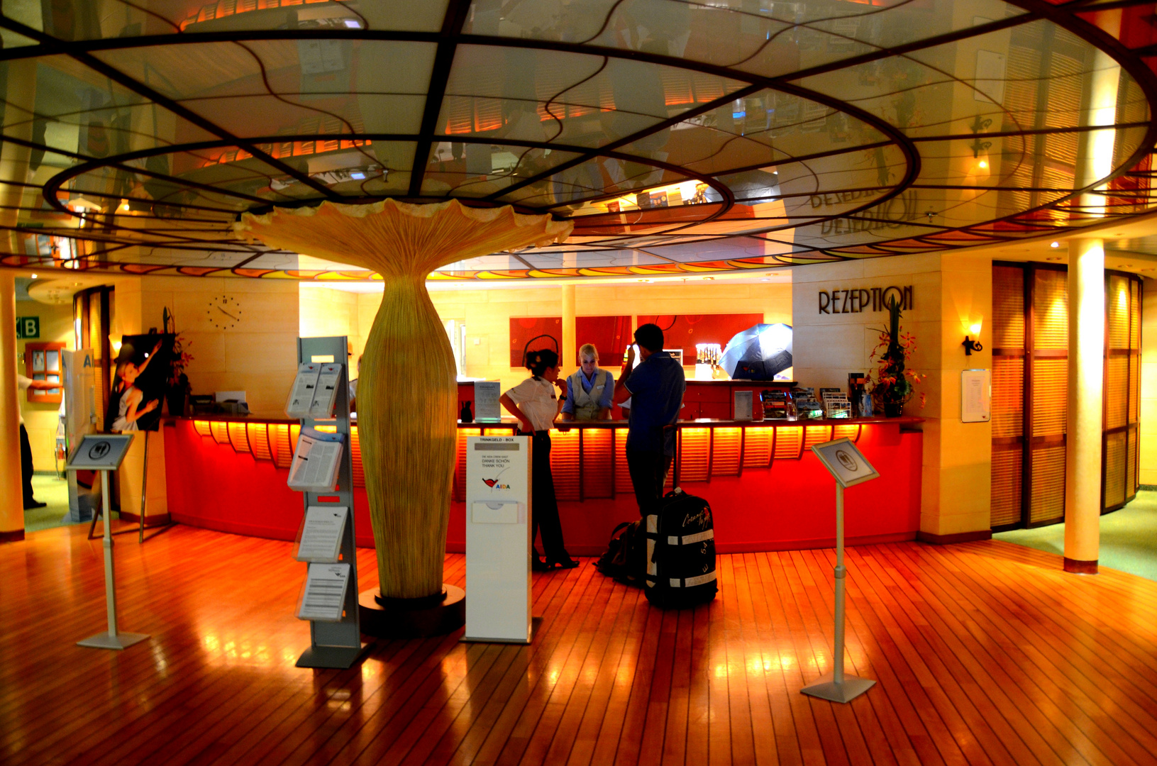 Aida Aura Rezeption Foto & Bild | innen, motive, kreuzfahrtschiffe ...